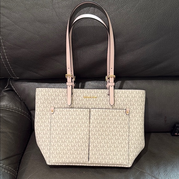 Michael Kors | Bags | Michael Kors Signature Multi Blush Medium Double ...
